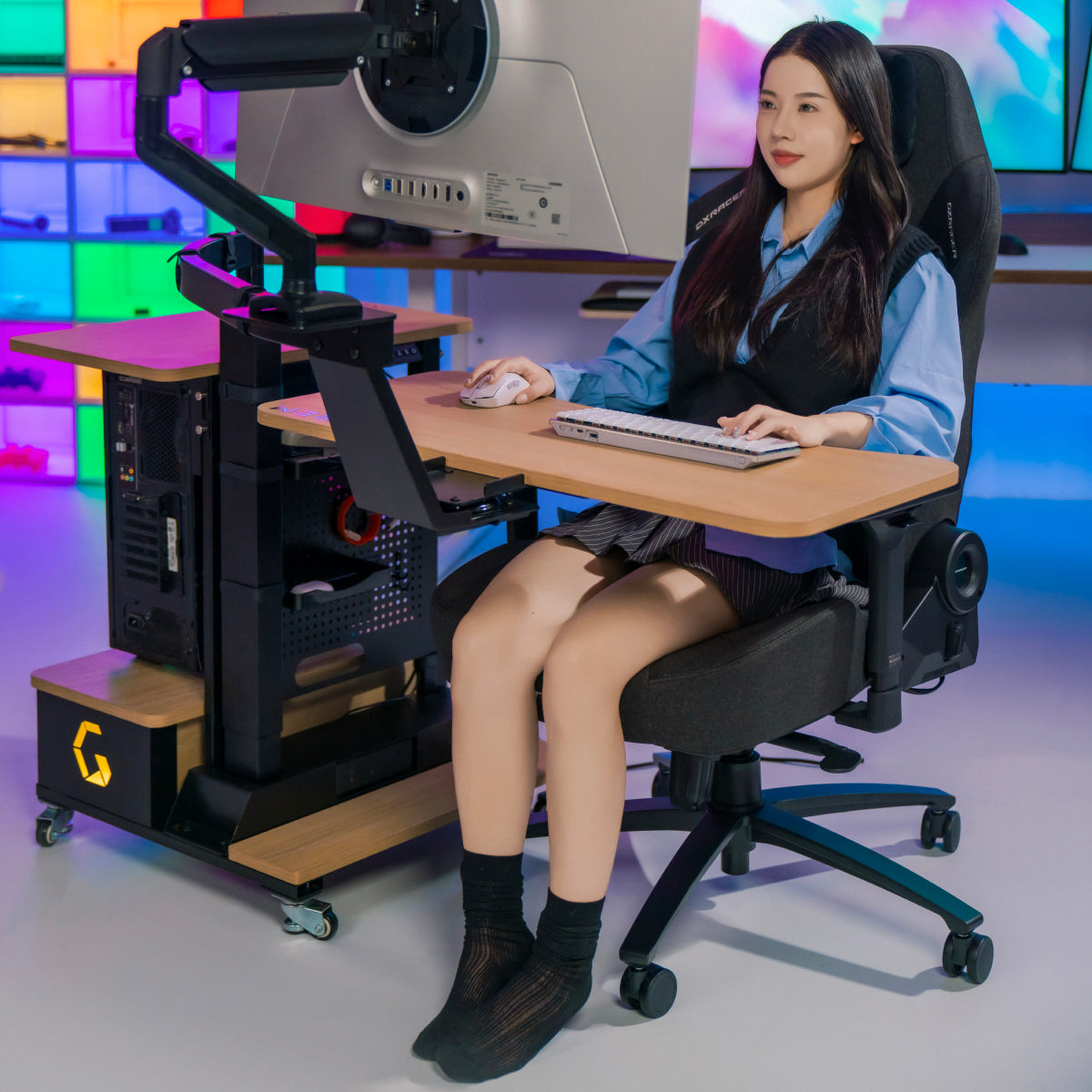 INGREM Floating table – IngremGamingWorkstation